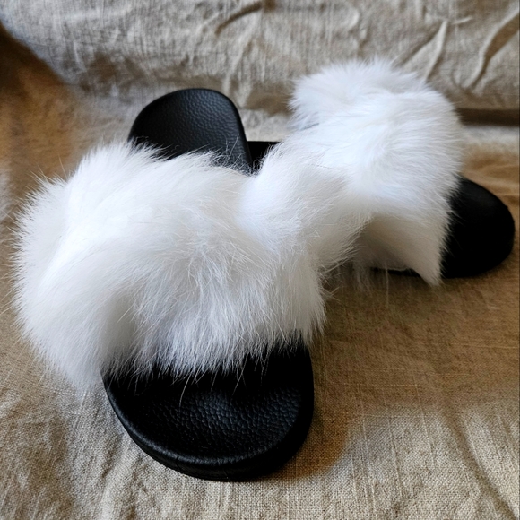 Shoes | White Genuine Fur Slides | Poshmark